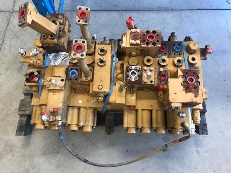 Caterpillar Main Control Valve | Machinery For Sale | McGregor Diesel